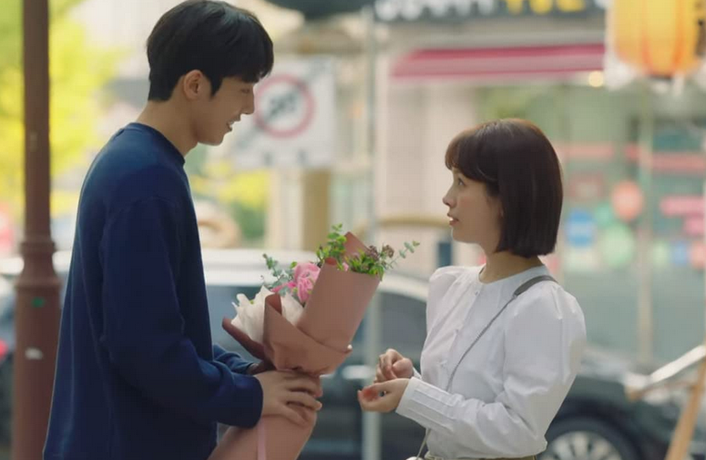 9 Drakor dengan Kisah Cinta Bersemi Ketika Mudik