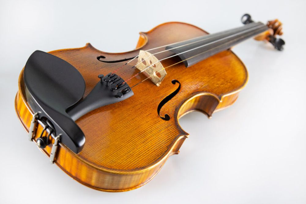 5 Rekomendasi Biola Terbaik untuk Pemula, Harga Terjangkau!