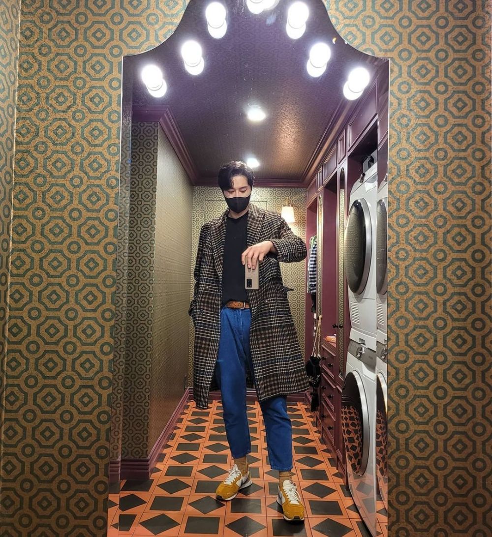 Inspirasi Daily Outfit ala Min Woo Hyuk, Simple!