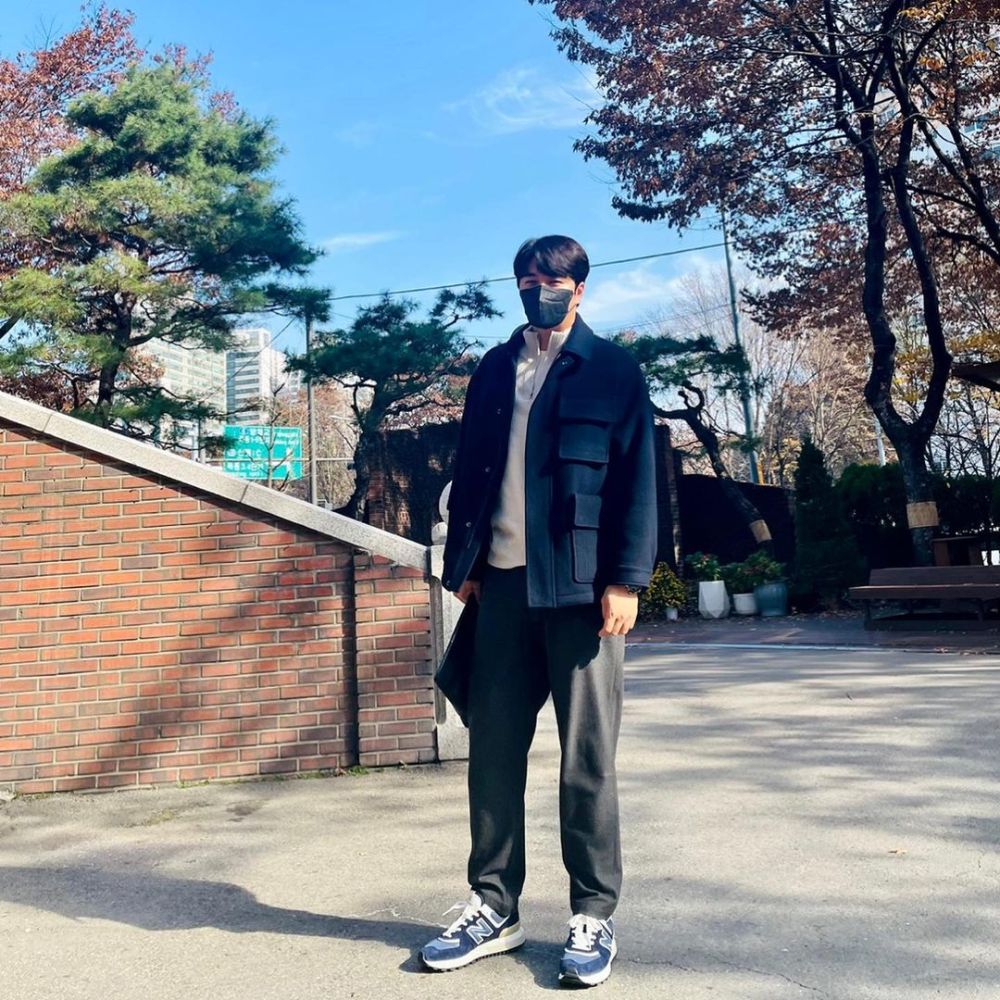 Inspirasi Daily Outfit ala Min Woo Hyuk, Simple!