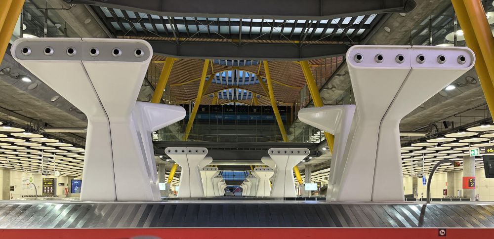 10 Potret Hal Unik di Madrid, Spanyol, Futuristik!