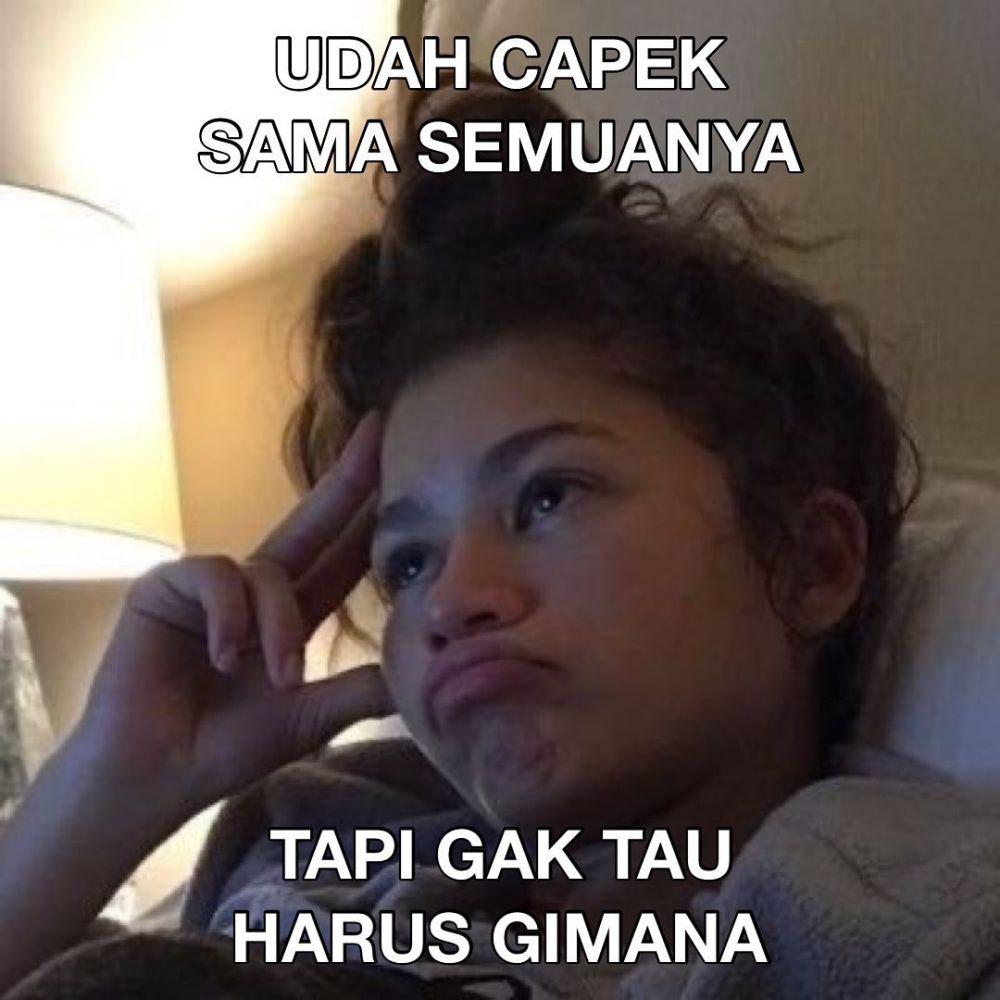 7 Meme Capek Menjalani Hidup Sulit, Udah Gak Tahan Lagi