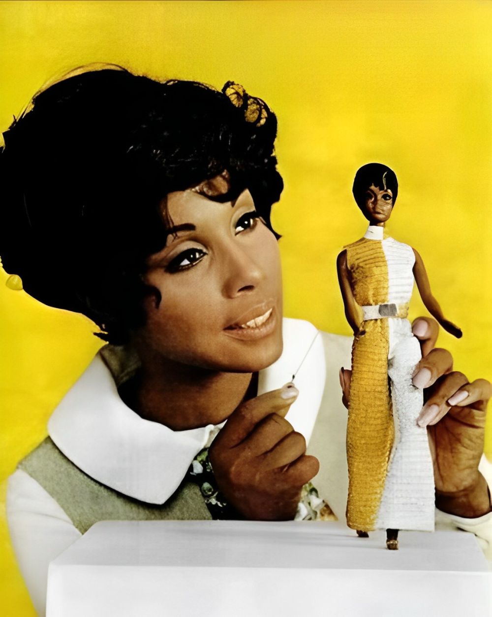 10 Public Figure Kulit Hitam yang Dibuatkan Boneka Barbie