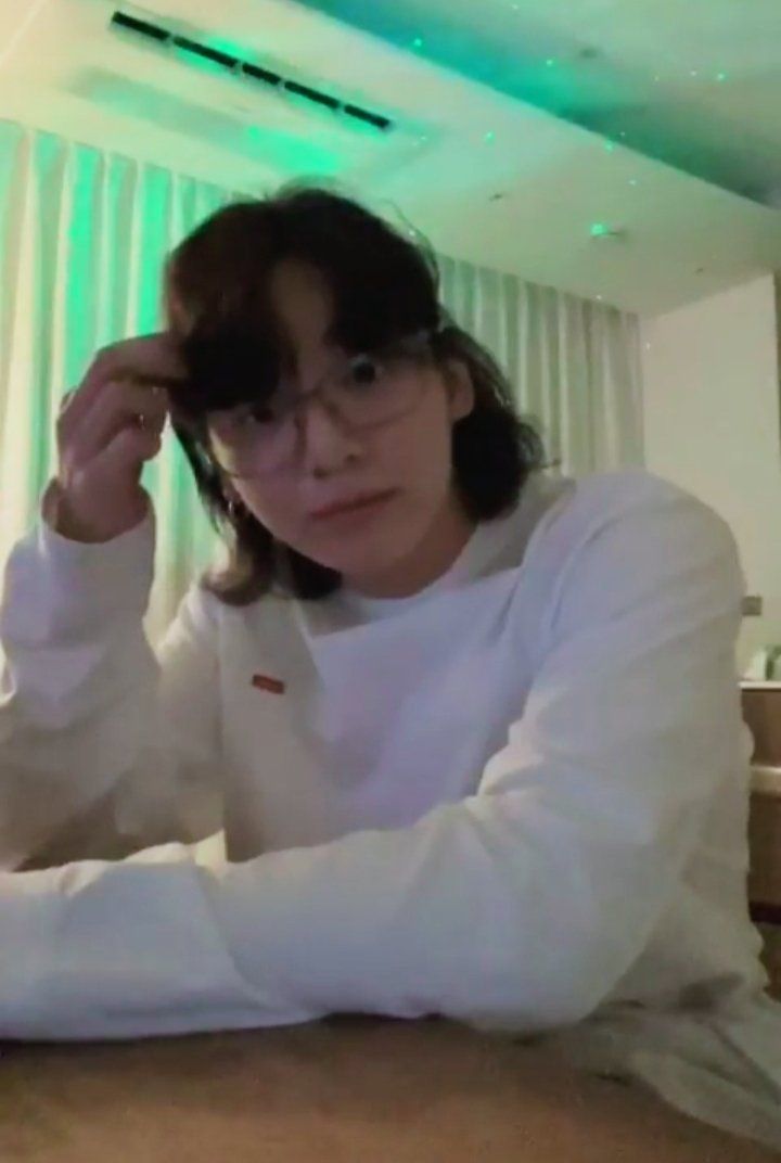 Curhat Jungkook BTS soal Wamil, Mau Potong Rambut Saat Live?