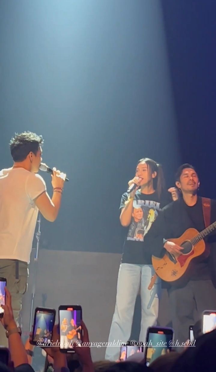 8 Potret Anya Geraldine Nonton Konser Noah 8 Potret Anya Geraldine Nonton Konser Noah