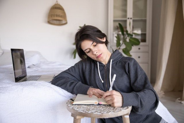 5 Manfaat Morning Pages Bikin Hidup Jadi Tenang Dan Fokus
