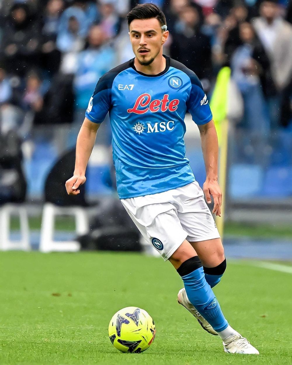 10 Potret Eljif Elmas, Pemain Makedonia Utara Membela Napoli