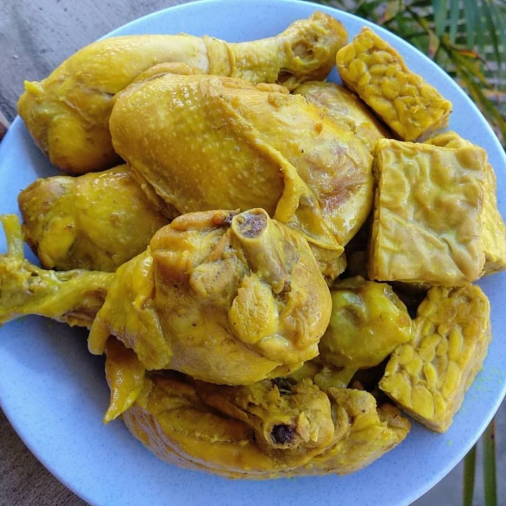 4 Ciri-ciri Daging Ayam Matang yang Sudah Busuk