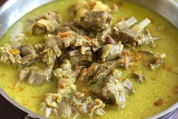 Resep Daging Kambing Kuah Kuning Khas Jawa Timuran