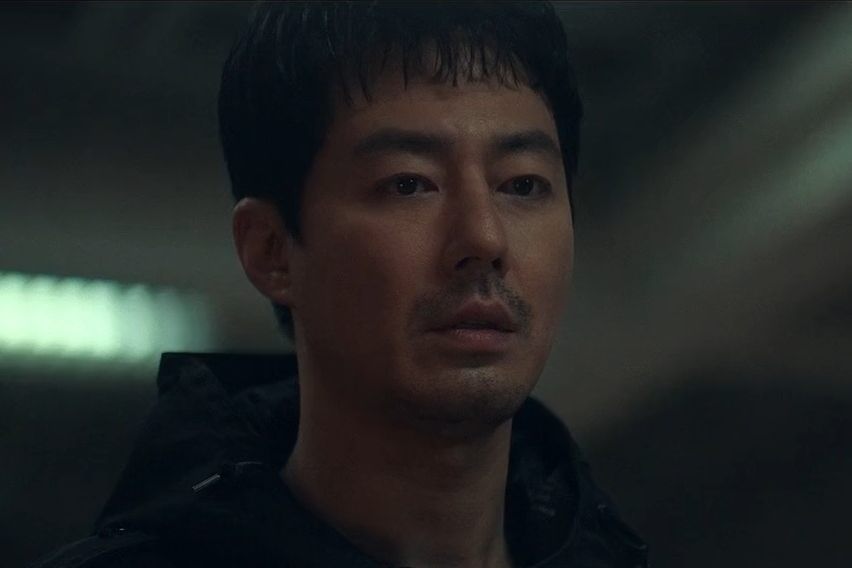 Cara Kim Doo Sik Supaya Lee Mi Hyun Tetap Aman di Moving