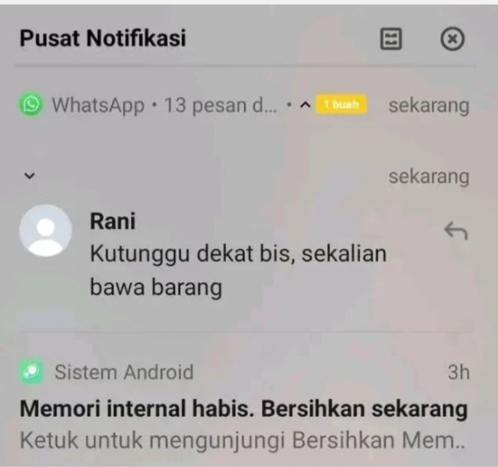 Meme Memori Internal HP Hampir Habis