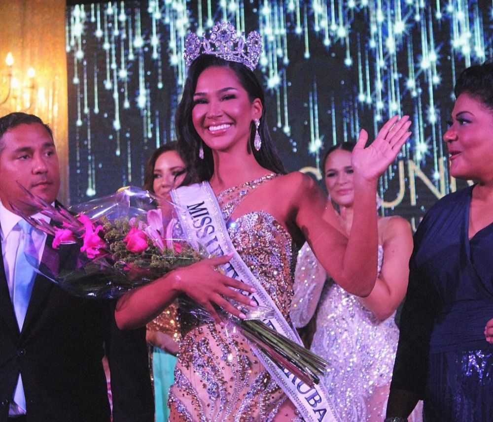 7 Potret Karol Croes Miss Universe Aruba 2023, Gorgeous!