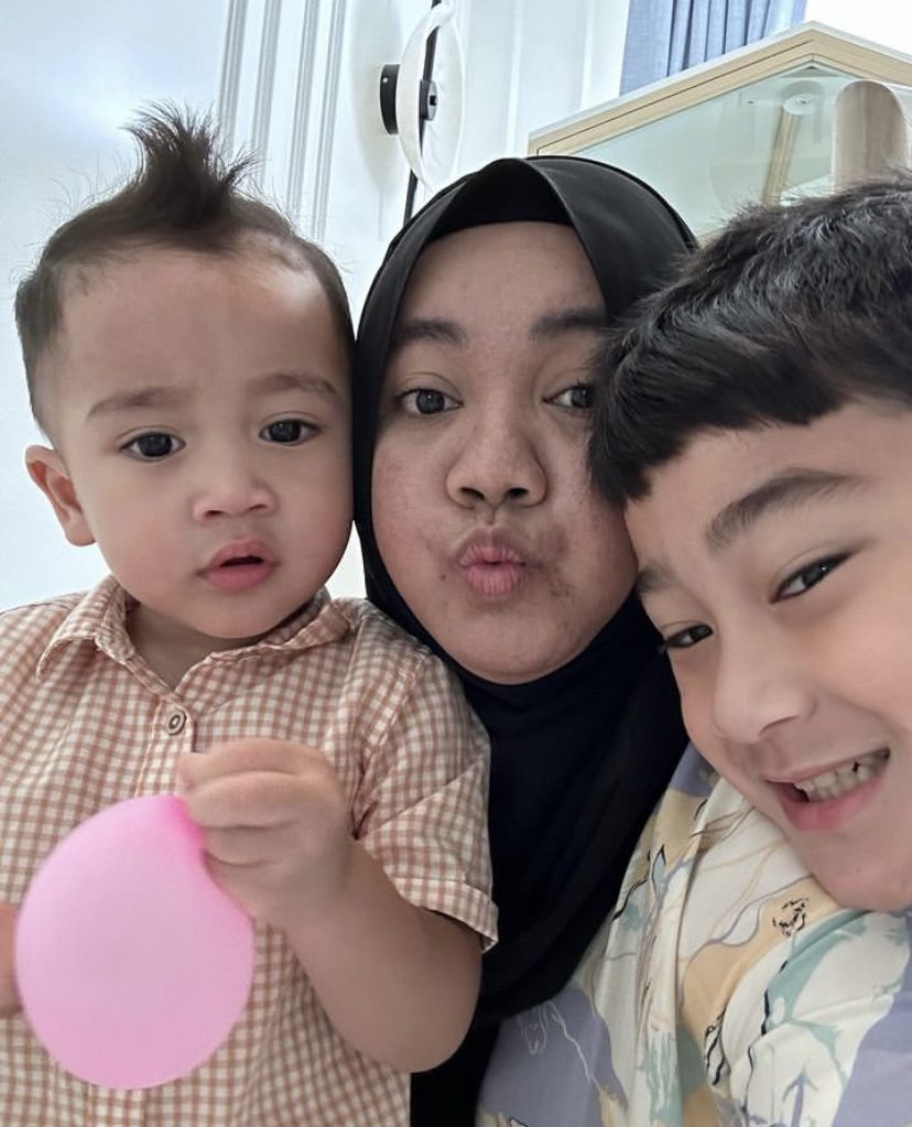 7 Potret Rayyanza dengan Poni Jambul, Mirip Rafathar Kecil?