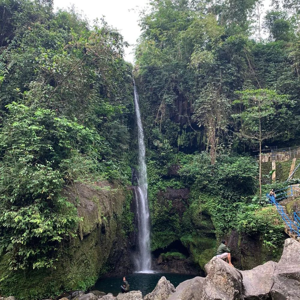 Wisata Curug Telu, Nikmati Segarnya Air dan Suasananya