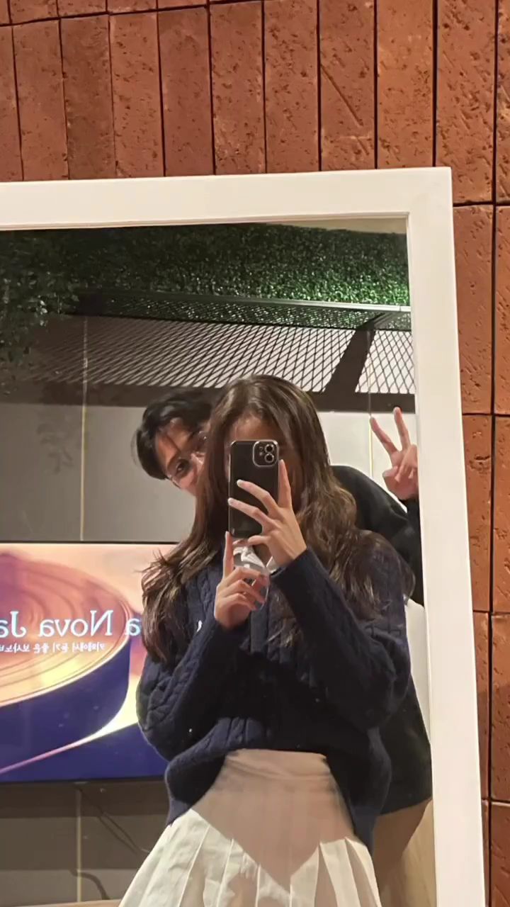 7 Potret Rizwan Punya Pacar Diduga Leya, Anak Ferry Maryadi