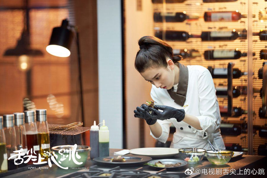 8 Aktris China yang Perankan Chef di Drama, Ada Zhao Lusi!