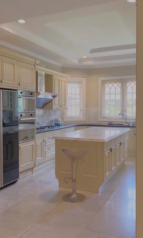 Bos Skincare, 8 Potret Rumah Mewah Rendy dan Shindy Samuel