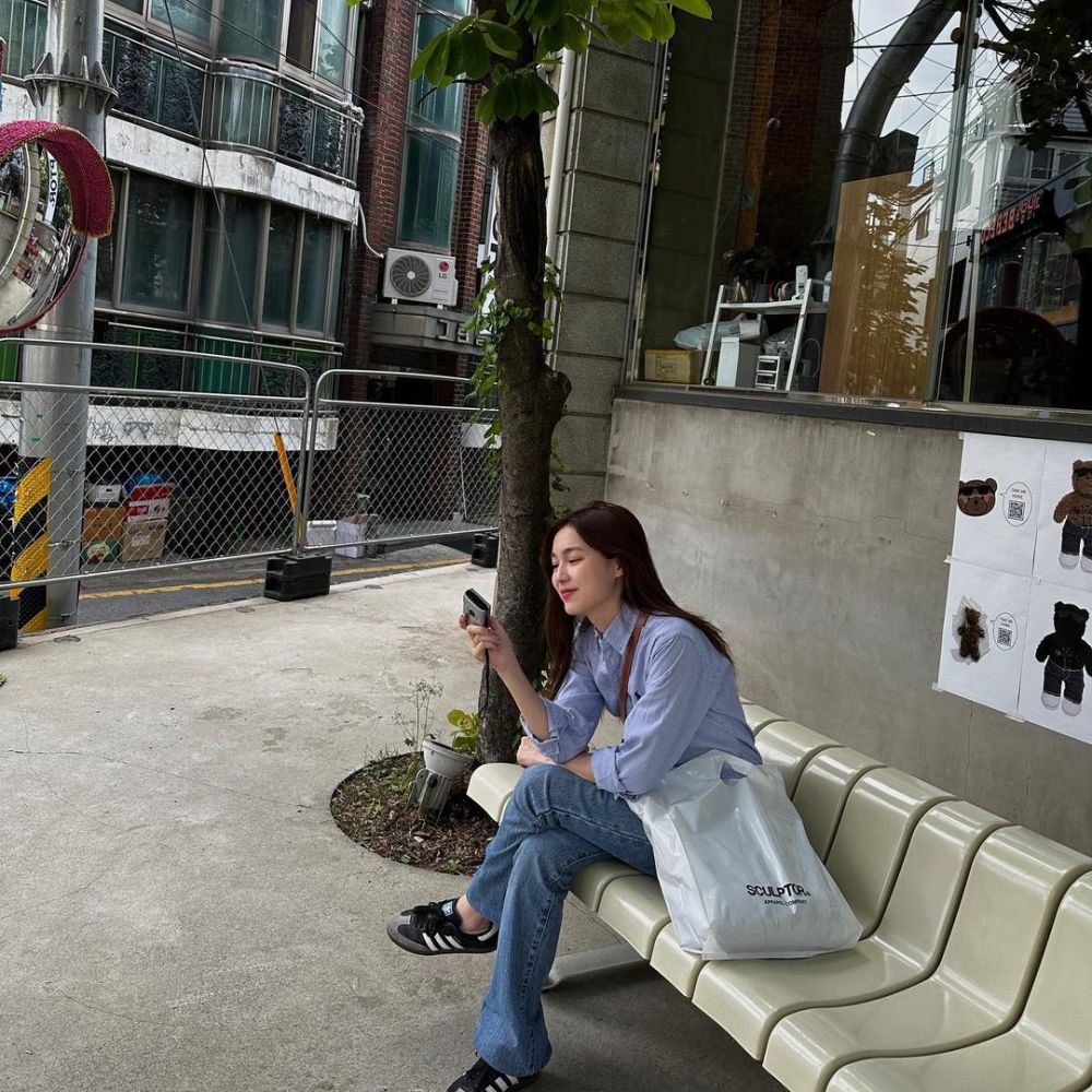 8 Inspirasi Lazy Outfit ala Love Pattranite, Anti Ribet!