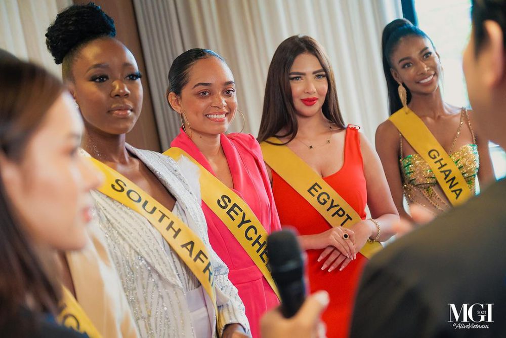 7 Potret Close Door Interview Miss Grand International 2023