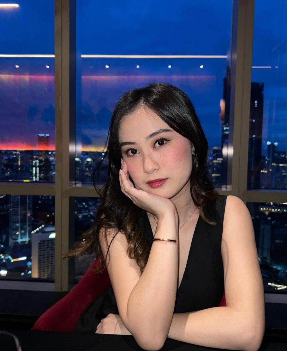 Genap 24 Tahun, 10 Potret Michelle Eks JKT48 Jadi Pengusaha