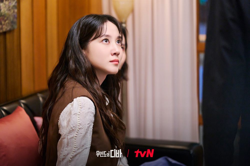 6 Sikap Bucin Seo Mok Ha pada Jung Ki Ho di Castaway Diva 6 Sikap Bucin Seo Mok Ha pada Jung Ki Ho di Castaway Diva