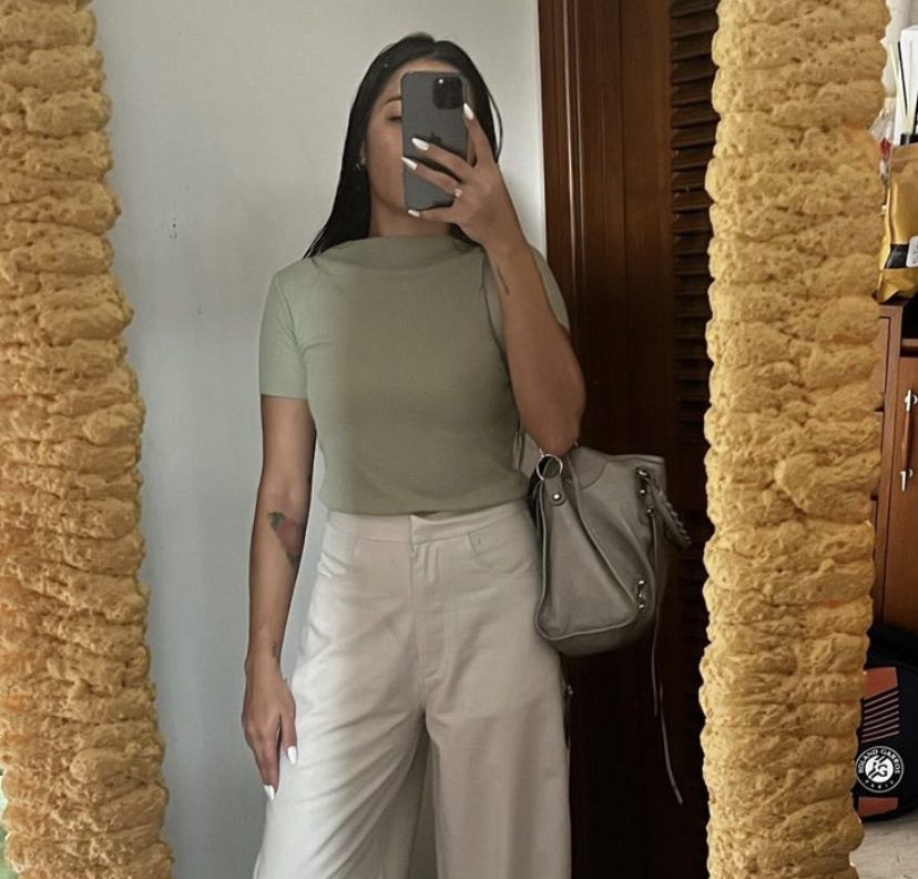 Referensi Outfit Kasual ala Cantika Abigail