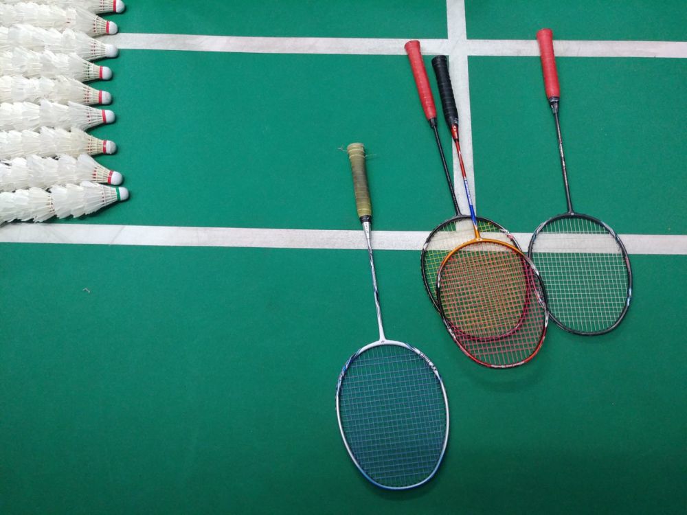 Jenis Tarikan Senar Raket Badminton dan Cara Memilihnya Jenis Tarikan Senar Raket Badminton dan Cara Memilihnya