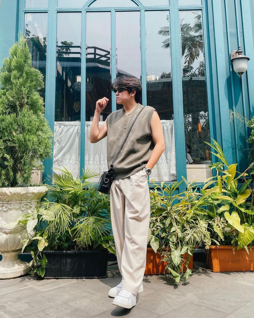 7 Ide OOTD ala Jonathan Liandi, Eks Pro Player MLBB
