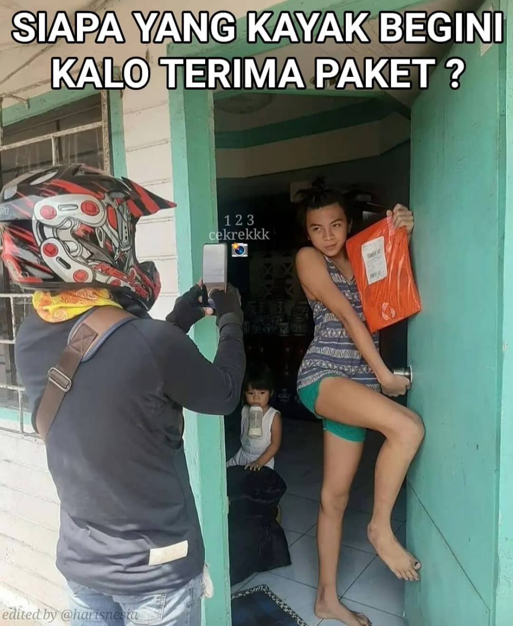 Meme Lucu Kurir Antar Paket