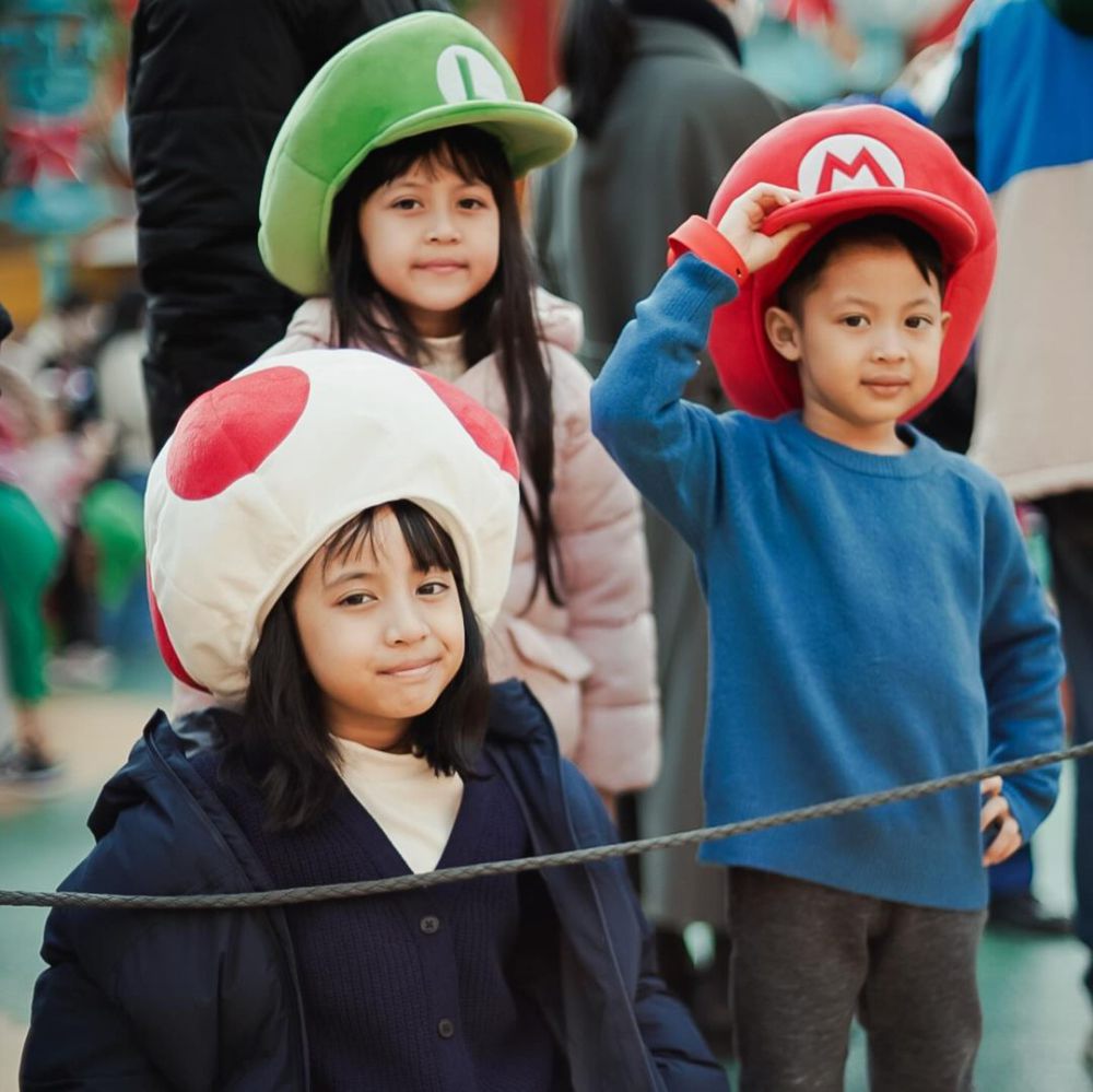 Natasha Rizky, Desta, dan Trio M ke Universal Studio Jepang