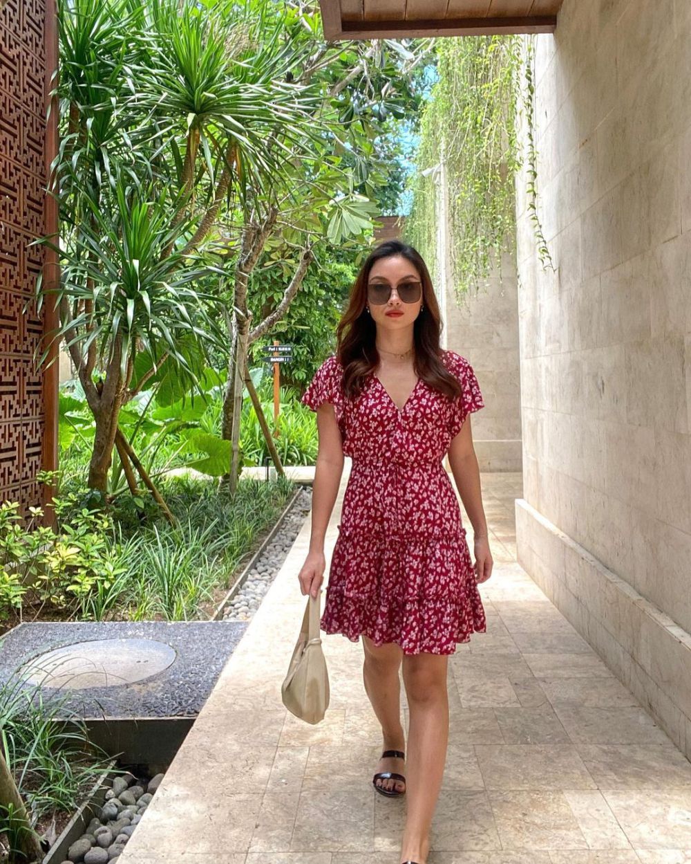 8 Ragam Dress Kasual ala Angelicca Marthin, Effortless!
