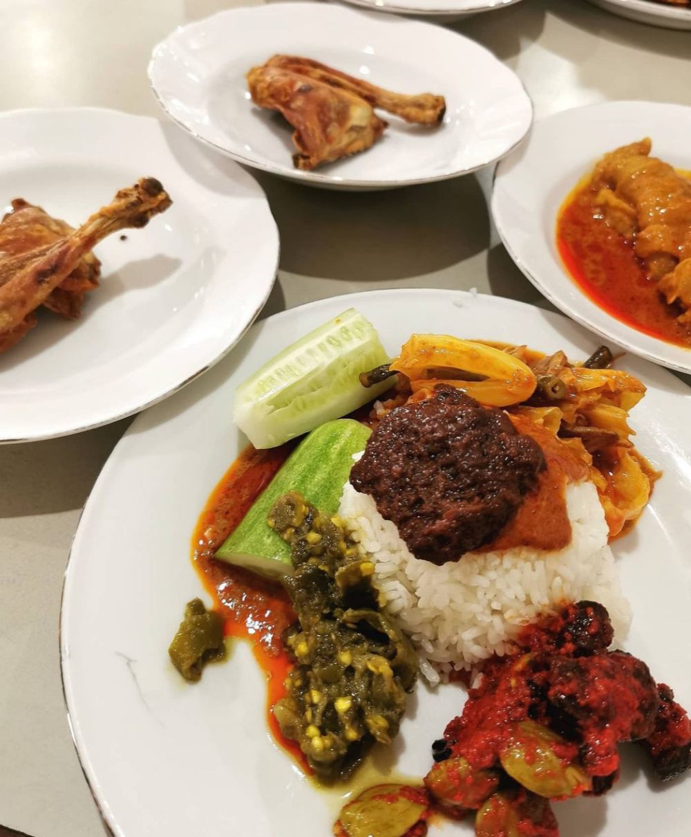 Rekomendasi Restoran Padang Legendaris di Jakarta