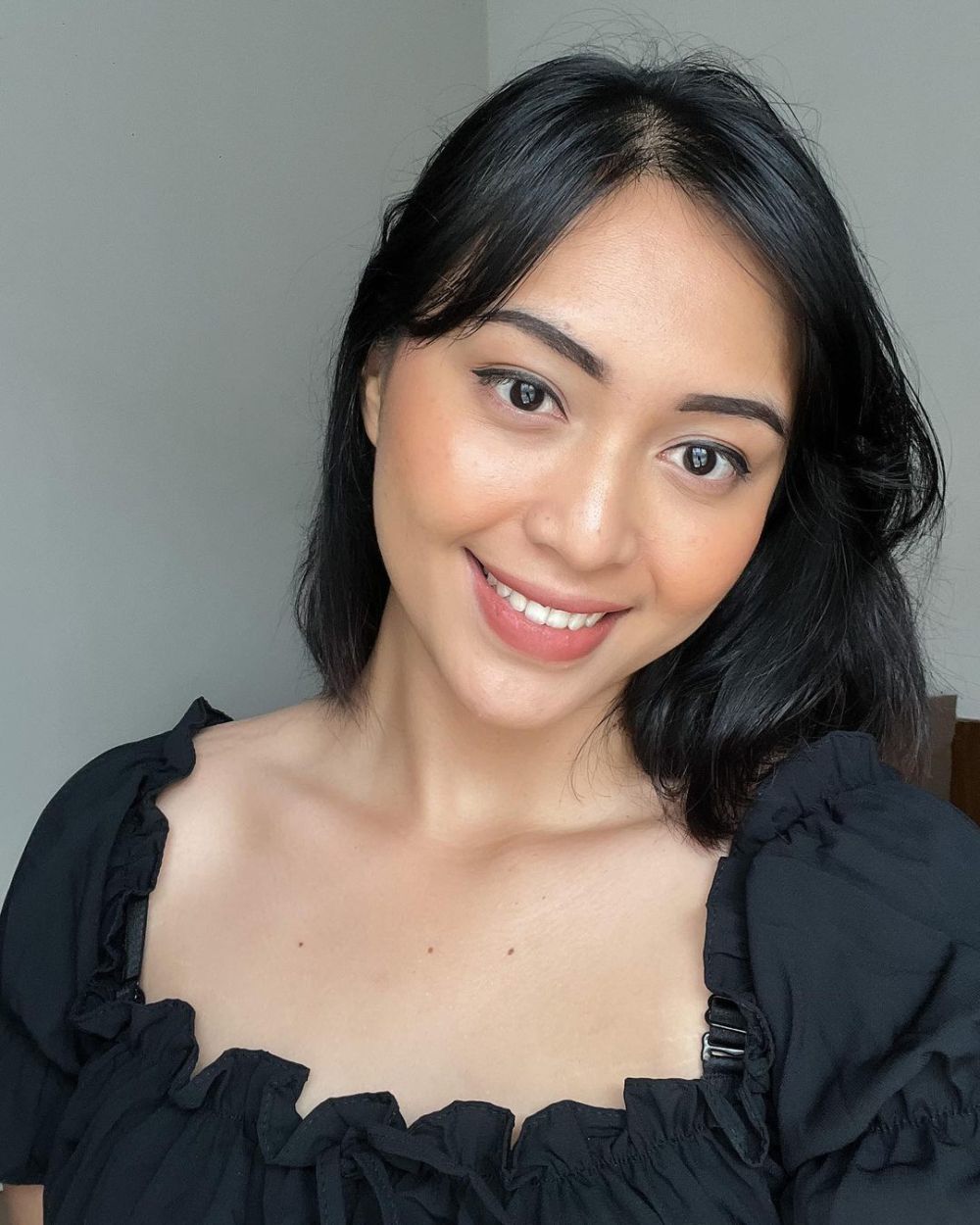 7 Potret Miracle Sitompul Puteri Indonesia Jambi 2024