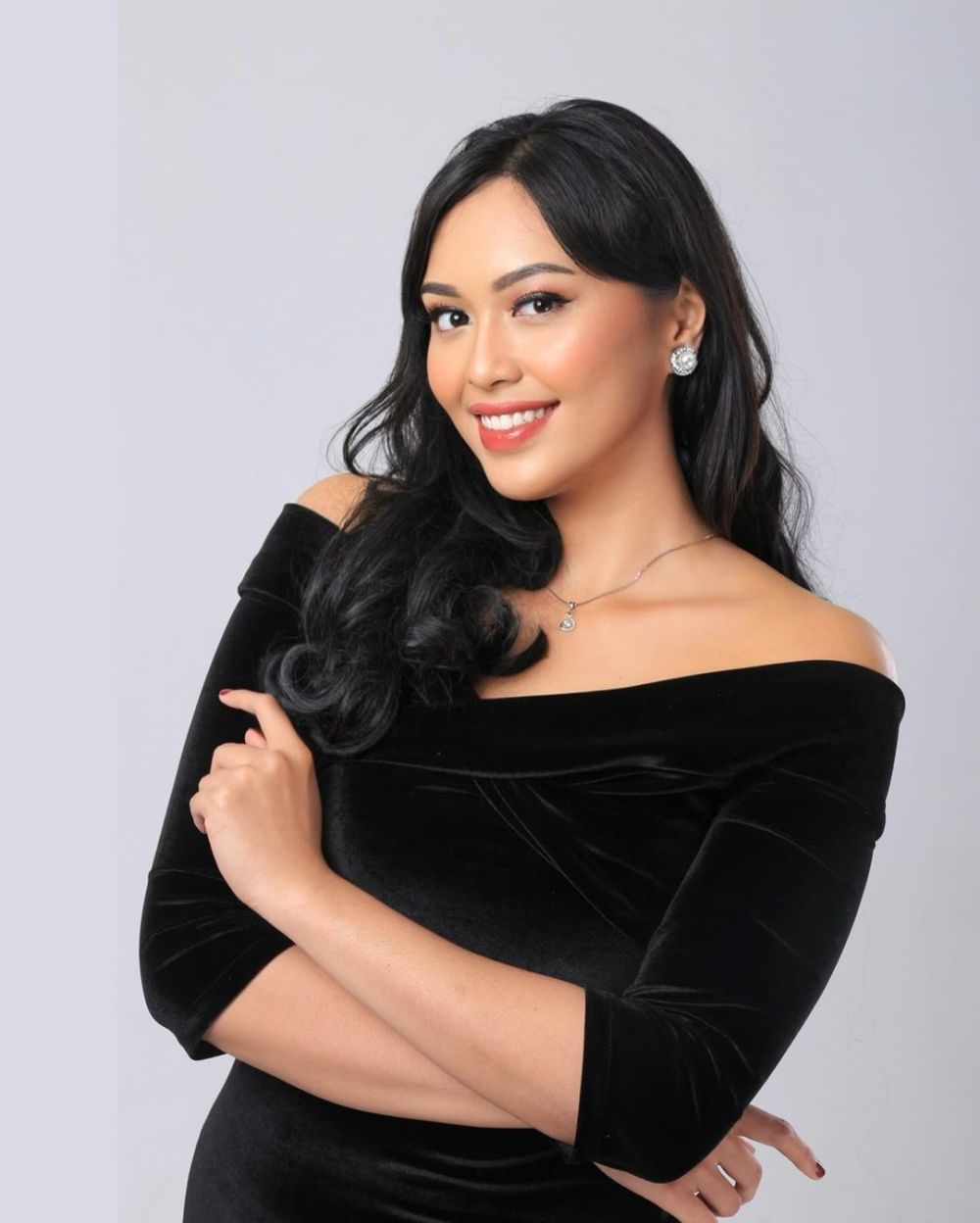 7 Potret Miracle Sitompul Puteri Indonesia Jambi 2024