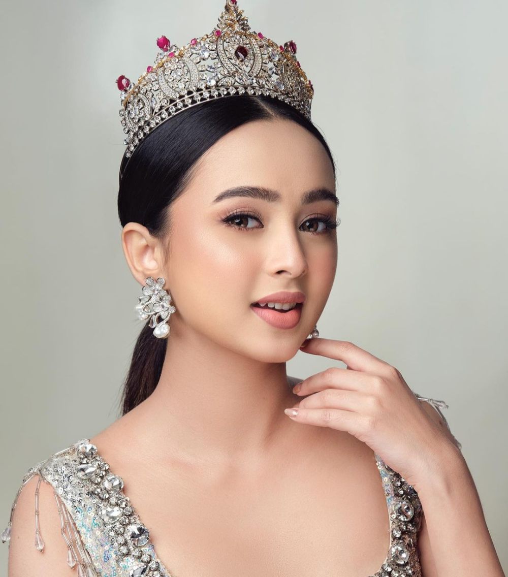 7 Potret Shammi Islam Nila Miss World Bangladesh 2023