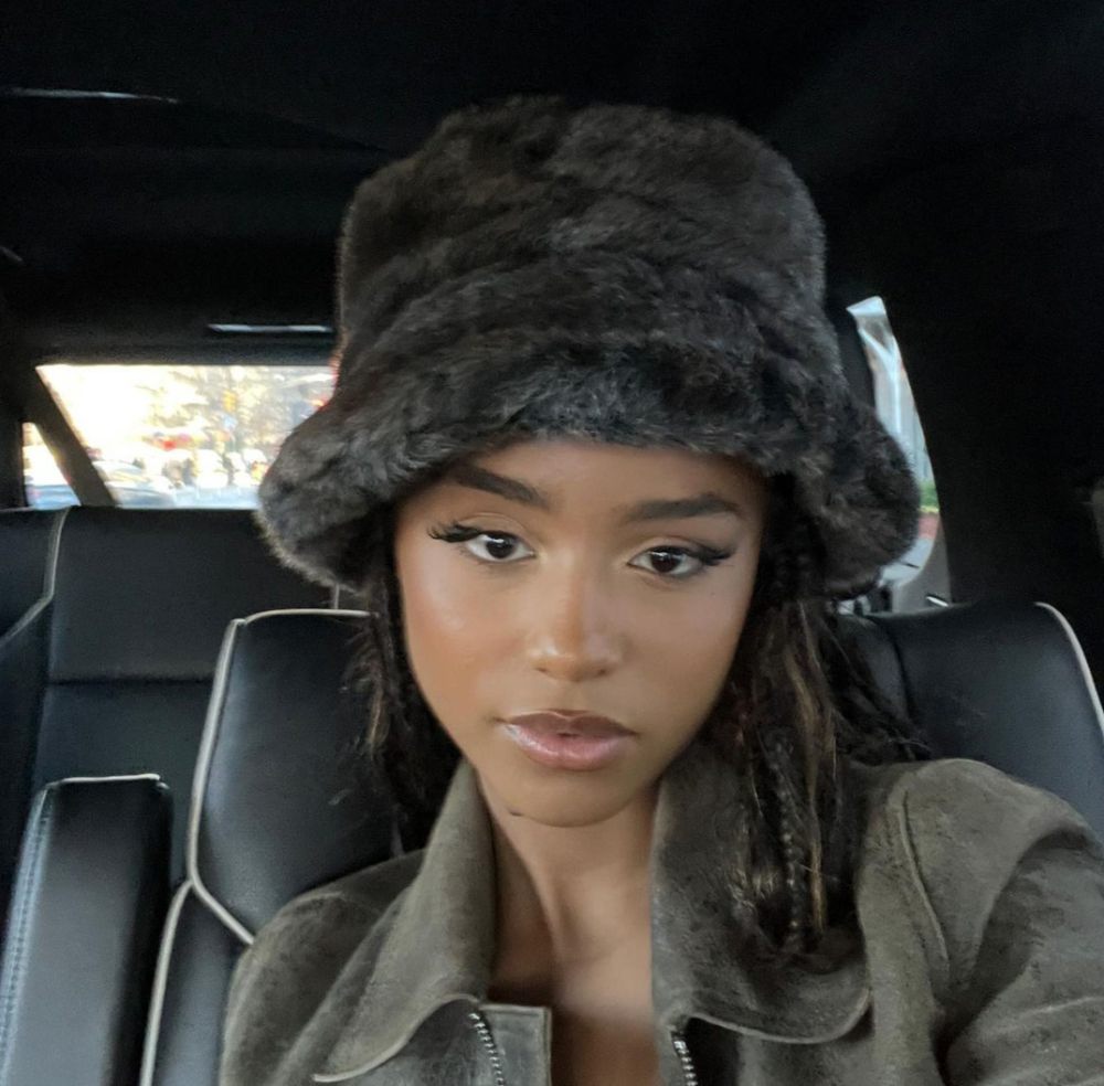 9 Inspirasi Makeup ala Tyla, Nyentrik Abis!