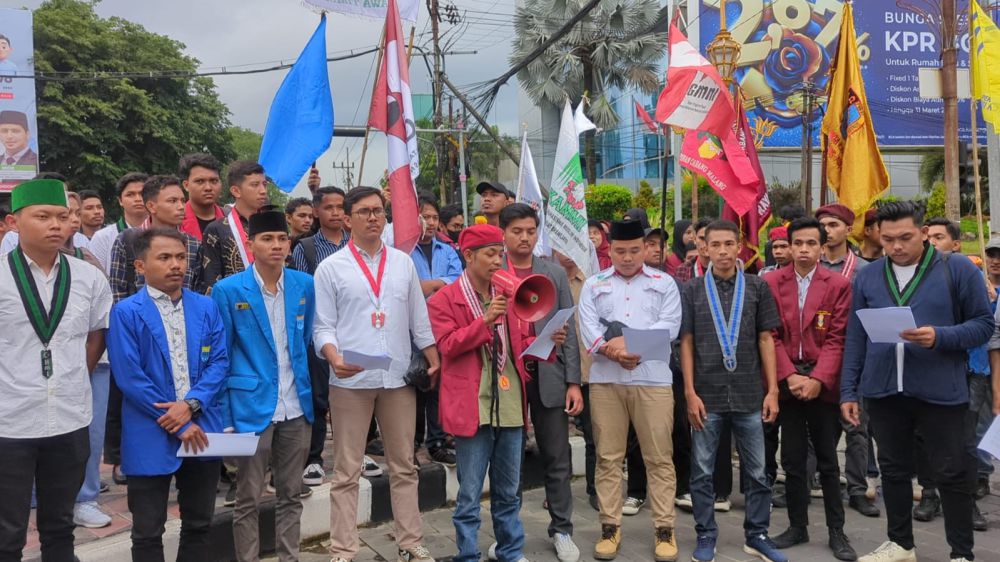 Aliansi Cipayung Malang Tuntut Presiden Netral Di Pemilu 202