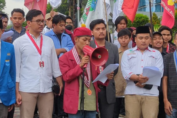 Aliansi Cipayung Malang Tuntut Presiden Netral Di Pemilu 202
