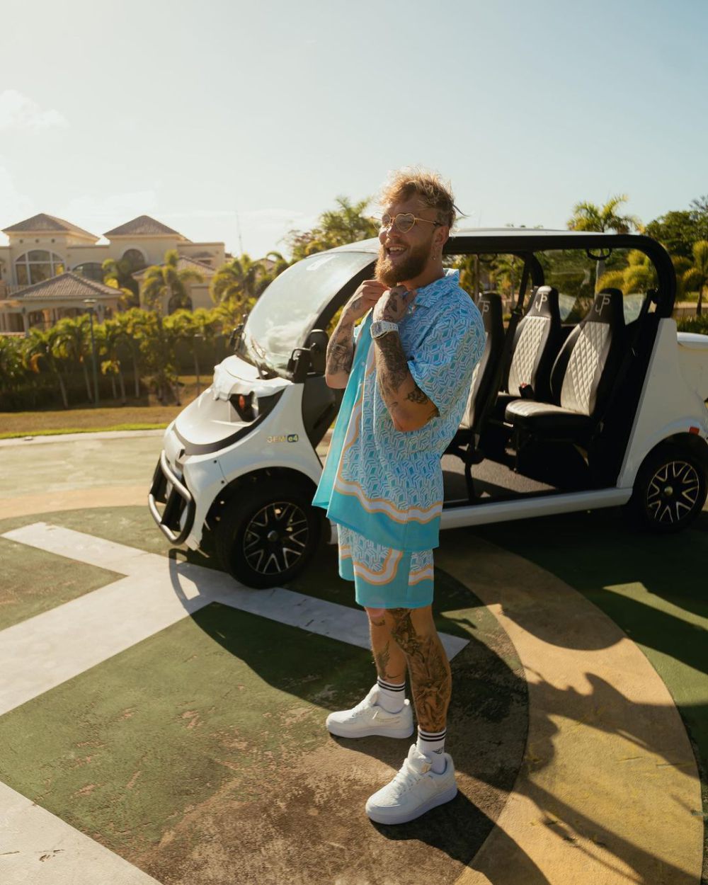 8 Ide Outfit SWAG ala Jake Paul yang Keren Abis