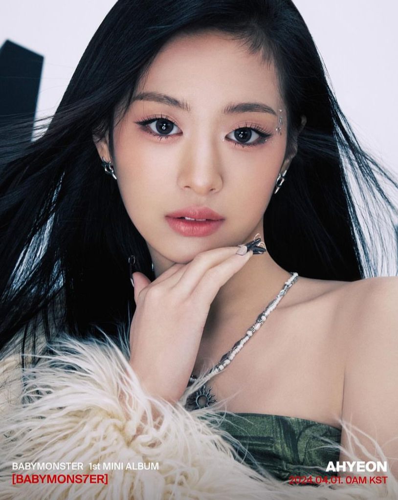 Potret Debut Visual Ahyeon di BABYMONSTER