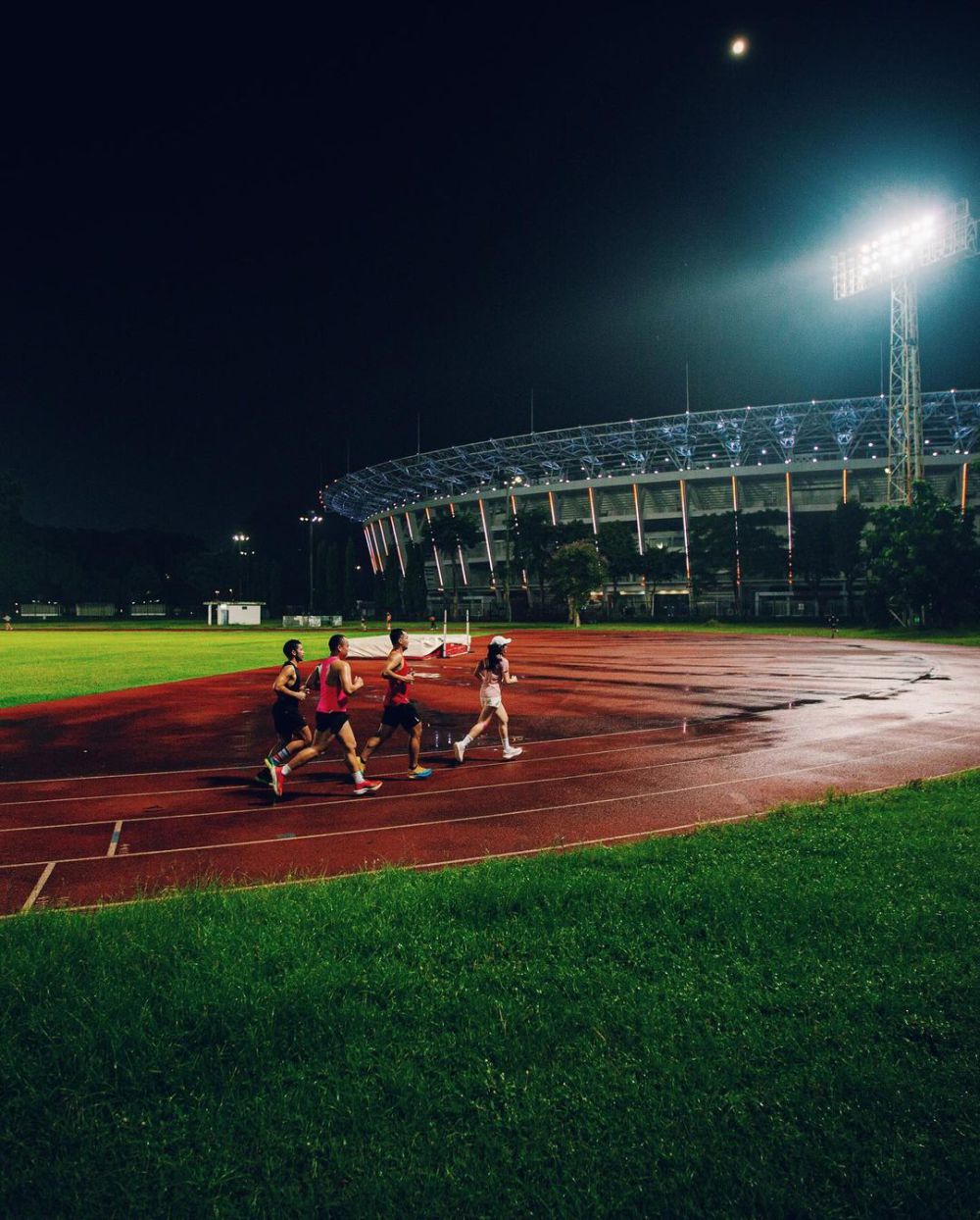 Febby Rastanti Lari di Malam Hari, Persiapan London Marathon