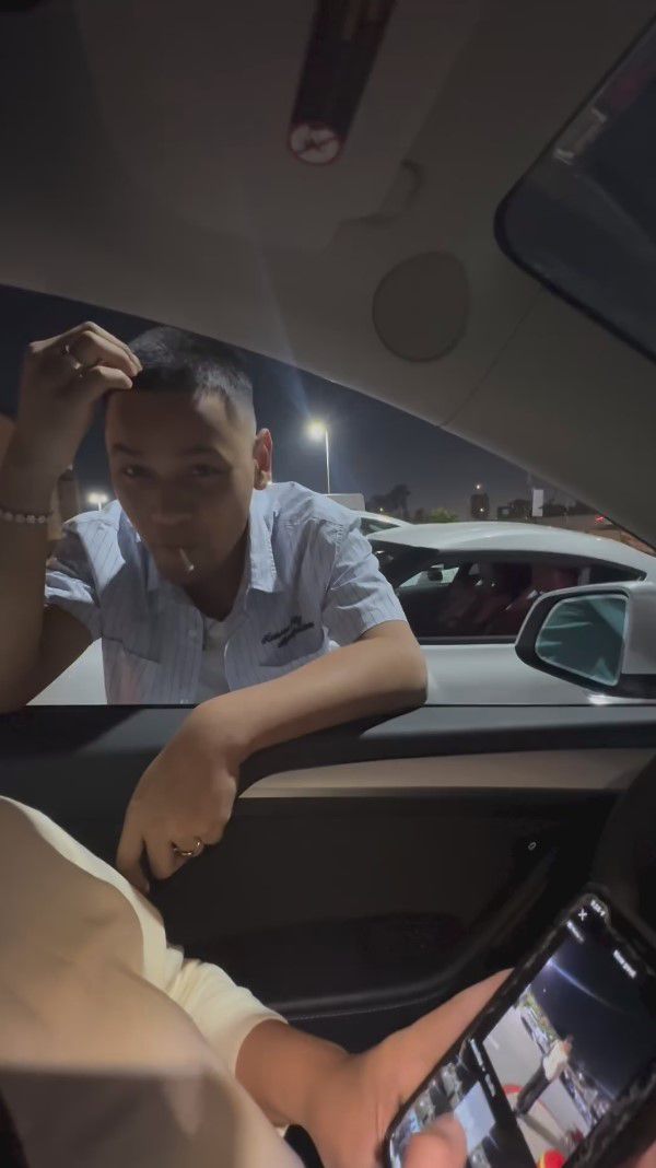 7 Potret Nino Kuya dengan Rambut Buzzcut yang Bikin Pangling