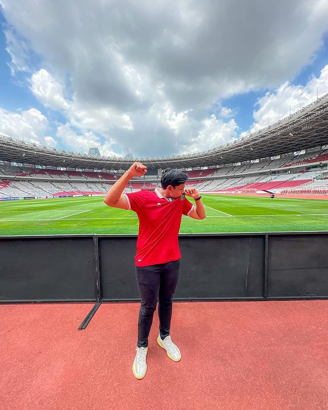 7 Rekomendasi Outfit Nobar Timnas Indonesia U-23