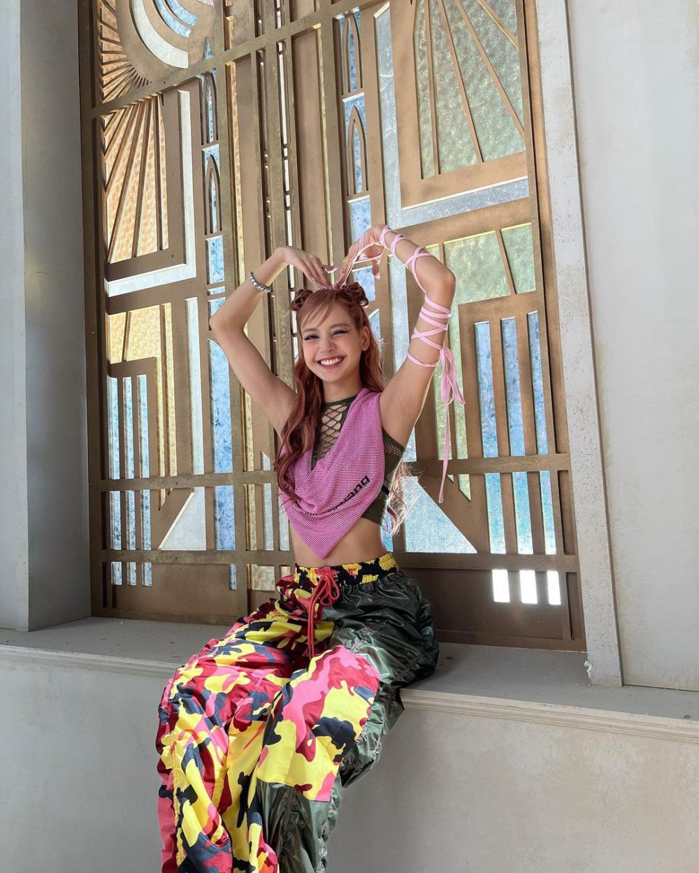 Style Y2K ala Lisa BLACKPINK