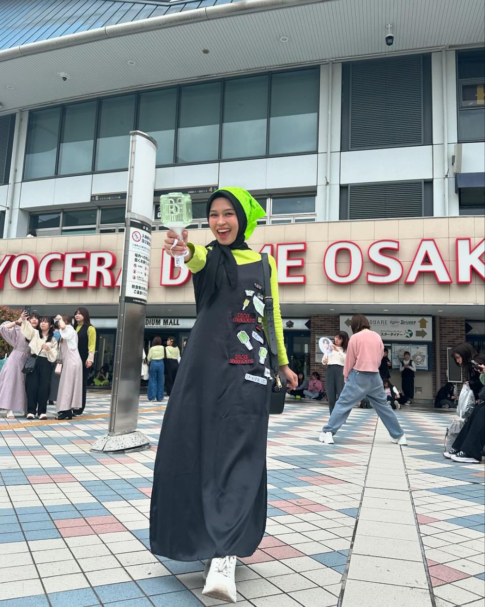 Outfit Hijab Buat Nonton Konser KPop