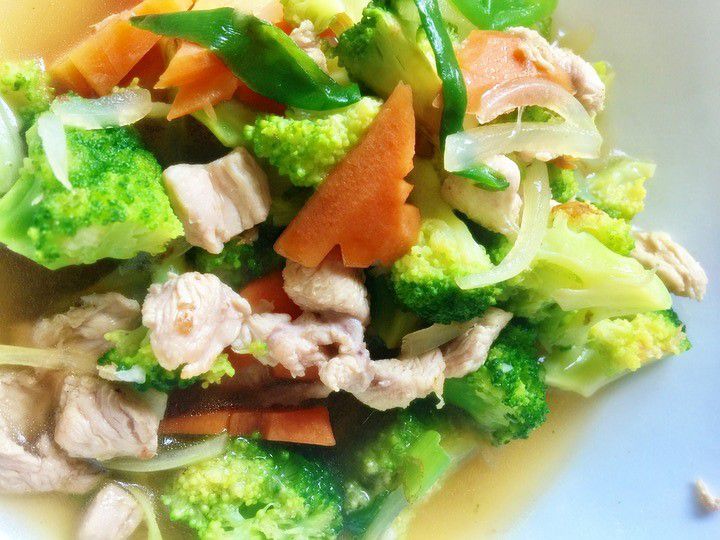 8 Ide Menu Sayur Berbumbu Bawang Putih untuk Makan Siang