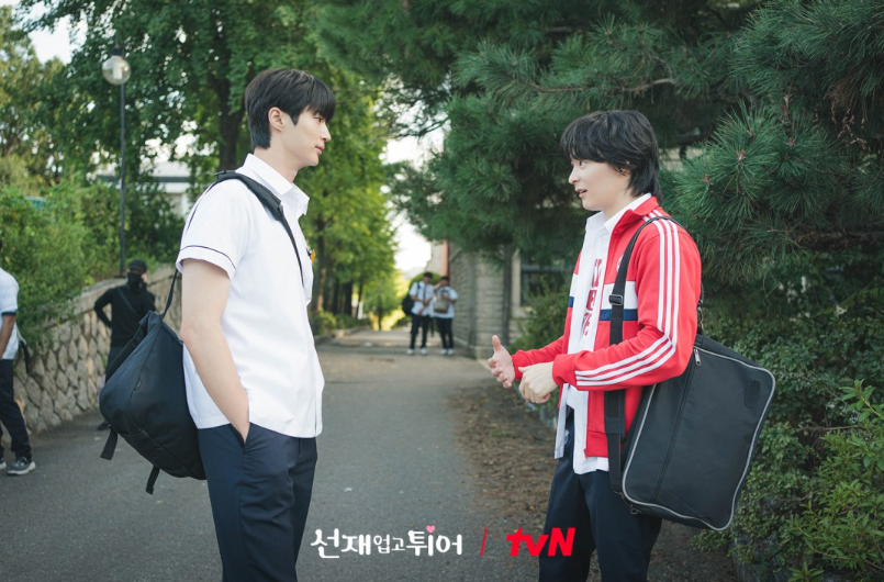 Momen Bromance Ryu Sun Jae dan Kim Tae Sung di Lovely Runner