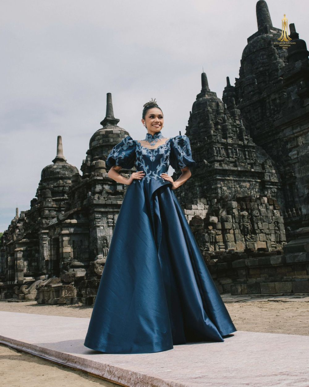 Finalis MMBI 2024 dari Jawa Saat Fashion Show di Candi Sewu