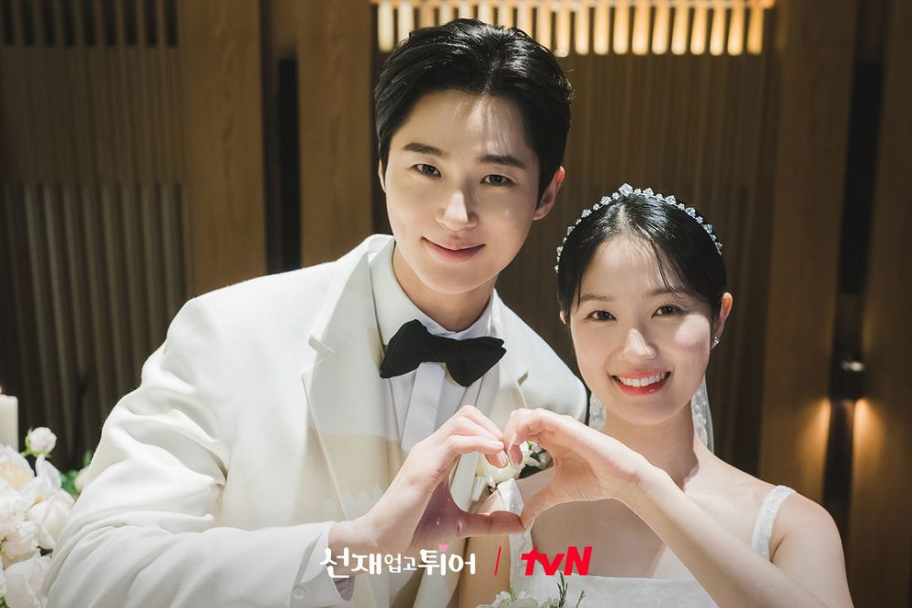 Kim Hye Yoon Tanggapi Chemistry dengan Byeon Woo Seok