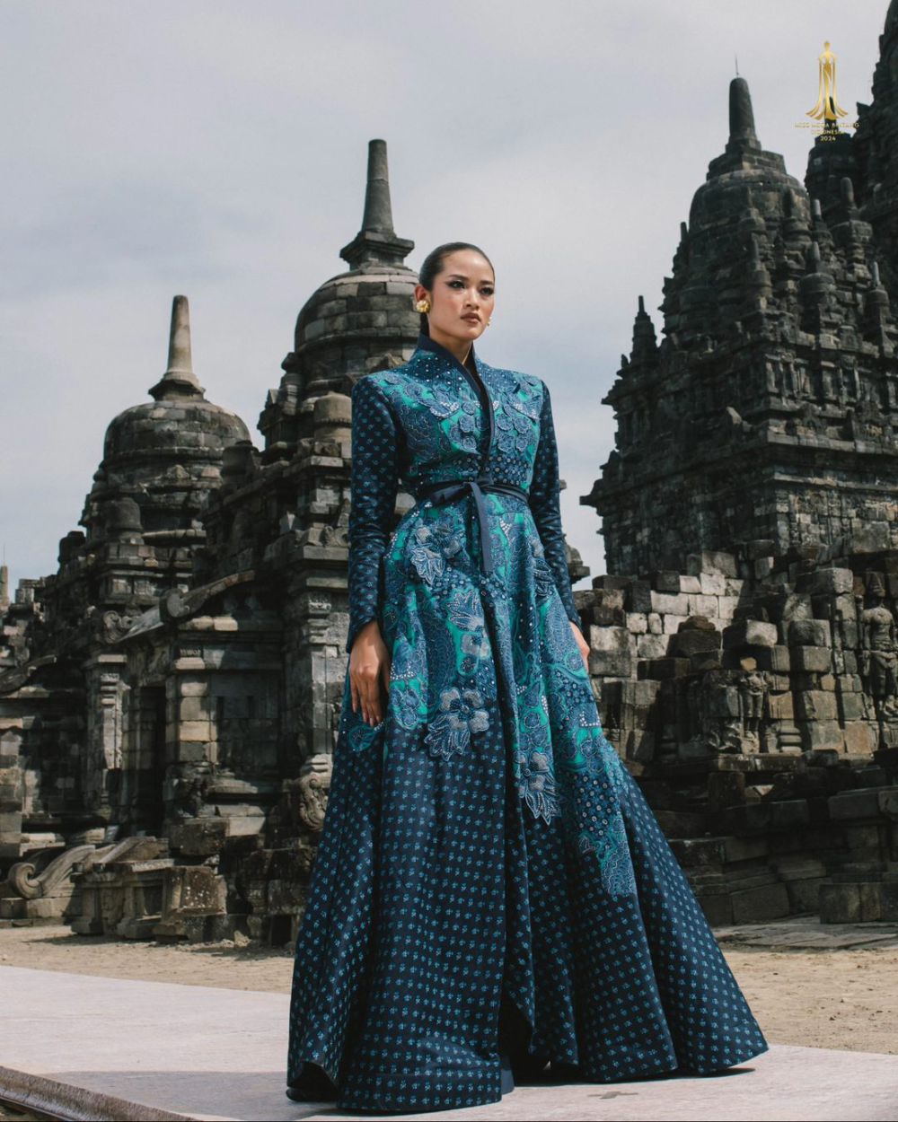Finalis MMBI 2024 dari Jawa Saat Fashion Show di Candi Sewu